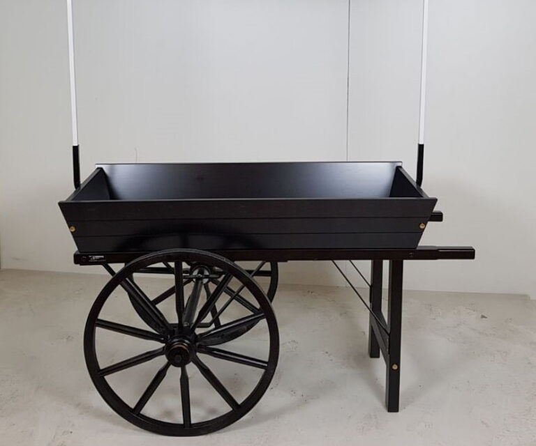 Fabricant artisanal de chariots en bois pour professionnels